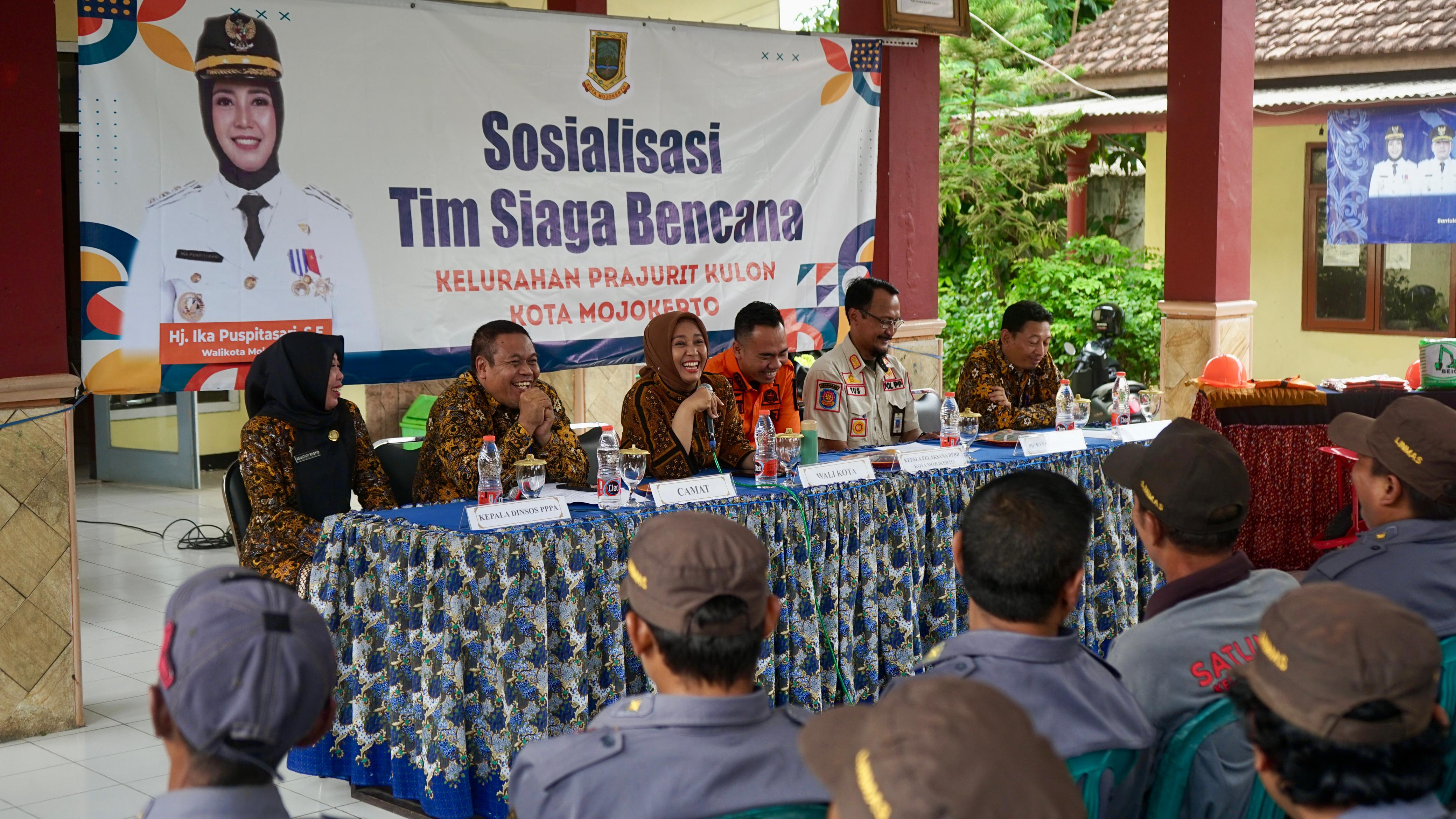 Wali Kota Mojokerto Launching Tim Siaga Bencana Kelurahan Prajuritkulon ...